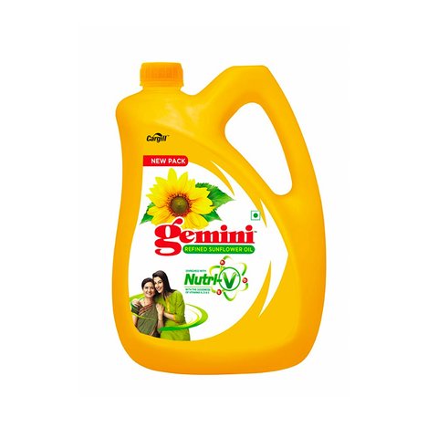 Nature Fresh Sampoorna Chakki Atta + Gemini Refined Sunflower Oil Combo ...