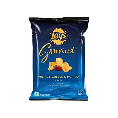 Lay's Gourmet Potato Chips - Vintage Cheese & Paprika Flavour - Pack of ...