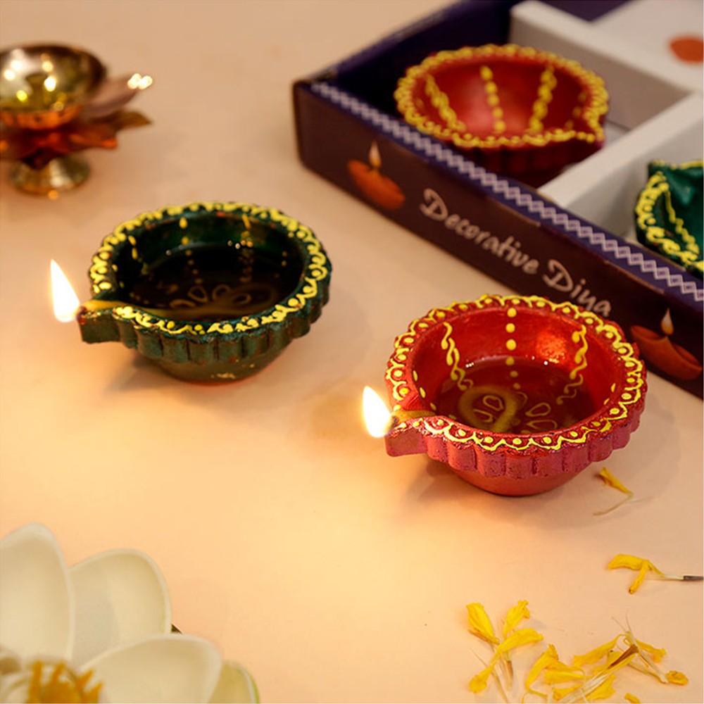 Designer Diya Set (Multicolour) Golden Pattern by DiaCraft Price - Buy ...