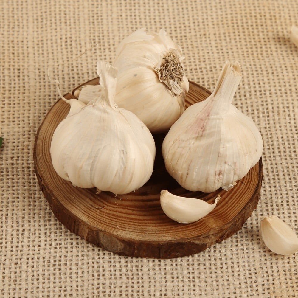 Organically Grown Garlic (100 g) (Lehsun) Price - Buy Online at Best ...