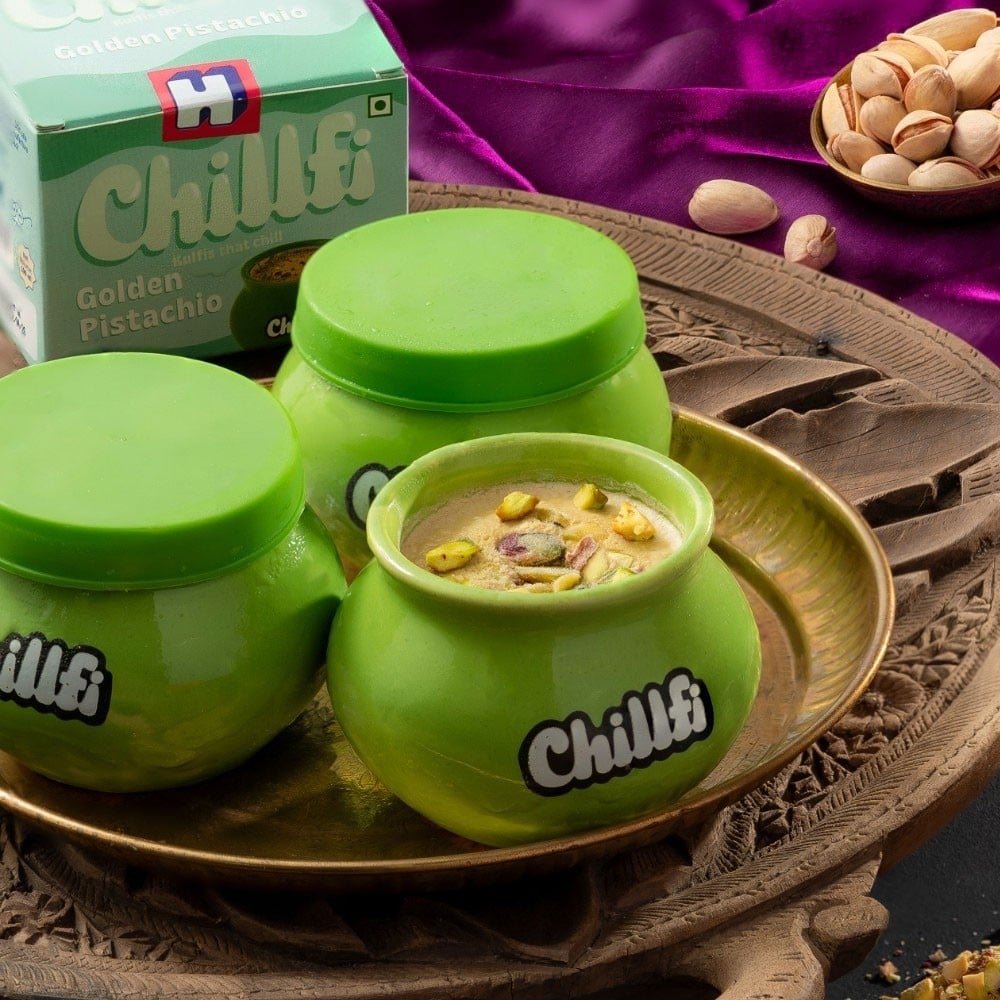 Chillfi By Hocco Golden Pistachio Matka Kulfi Price - Buy Online at ₹89 ...